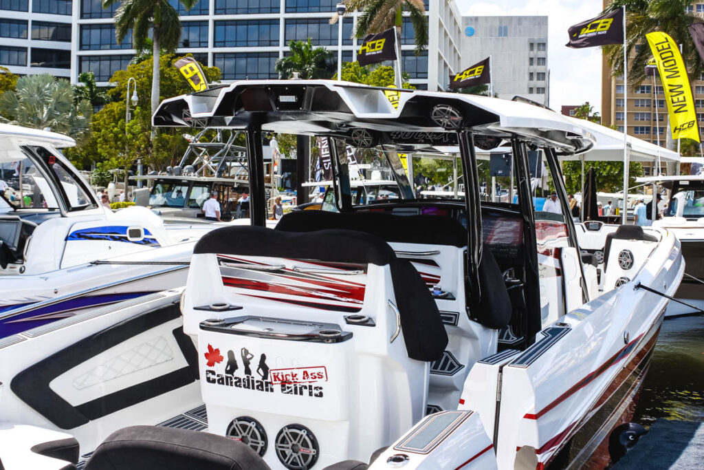 The Sunsation 40 CCX… An Extreme Evolution – Luxury Center Consoles