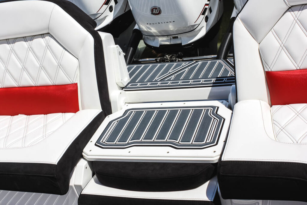 The Sunsation 40 CCX… An Extreme Evolution – Luxury Center Consoles