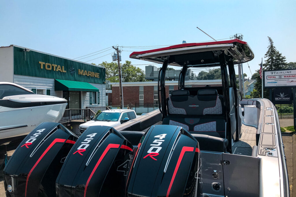 Total Marine Makes a Big Splash with Fountain Powerboats – Luxury ...