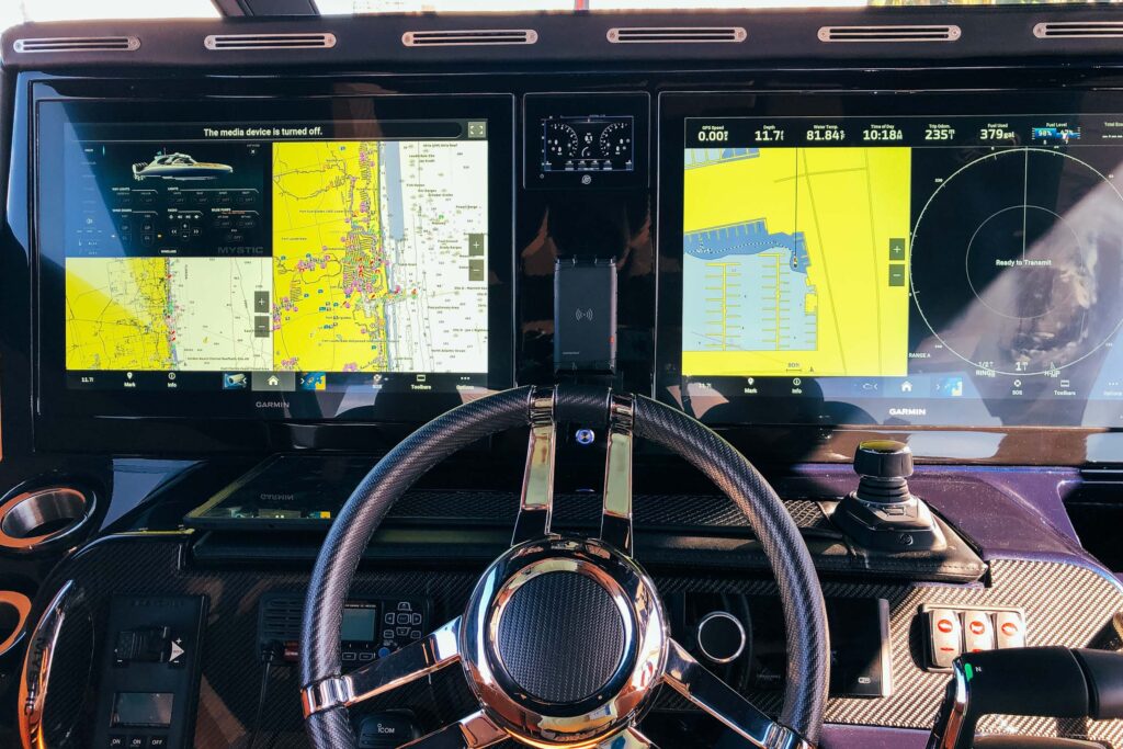 The Essence of Perfection: Mystic M5200 CC Mesmerizes the Masses at the ...