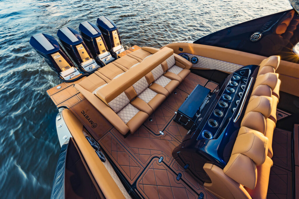 The Essence of Perfection: Mystic M5200 CC Mesmerizes the Masses at the ...