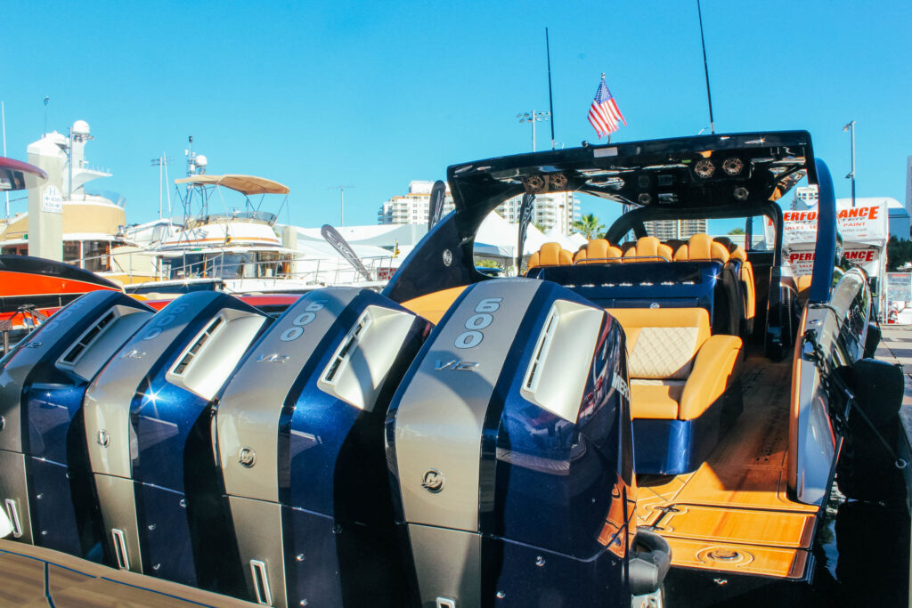 The Essence of Perfection: Mystic M5200 CC Mesmerizes the Masses at the ...